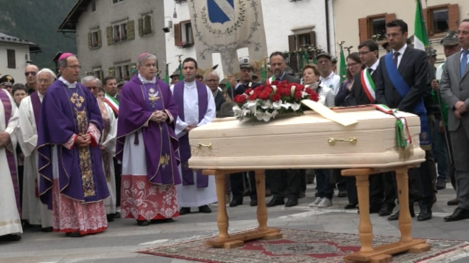 L’ultimo saluto a Rinaldo De Rocco – Telebelluno